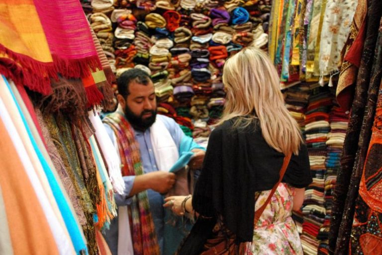 Aprender a regatear. Viajar a Marruecos siendo el rey del regateo ...